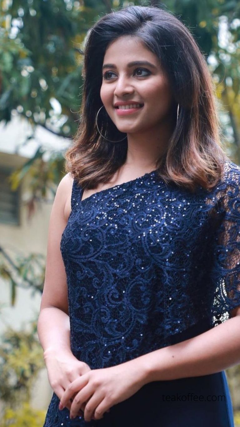 Anjali Images, Age, boyfriend, Net worth, Instagram, Biography - Tea Koffee